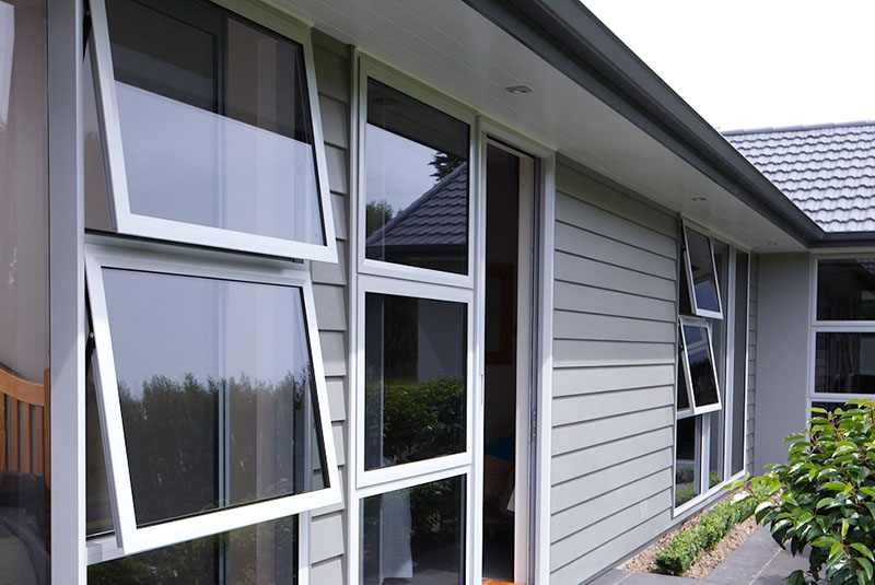 Aluminium Awning Windows | Express Aluminium Albany, Auckland